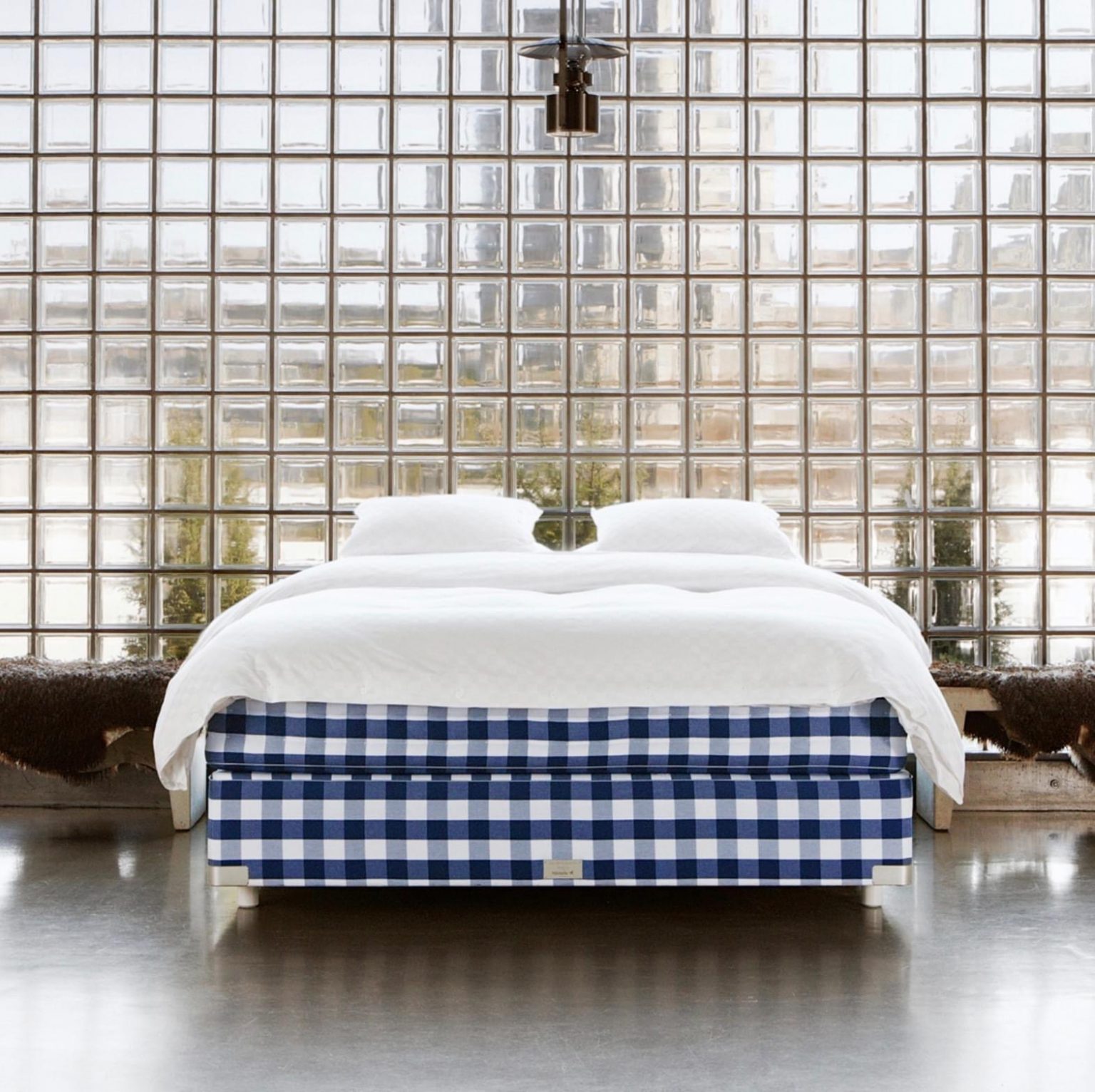The Hastens 2000T: The Ultimate Summer Sleep Experience